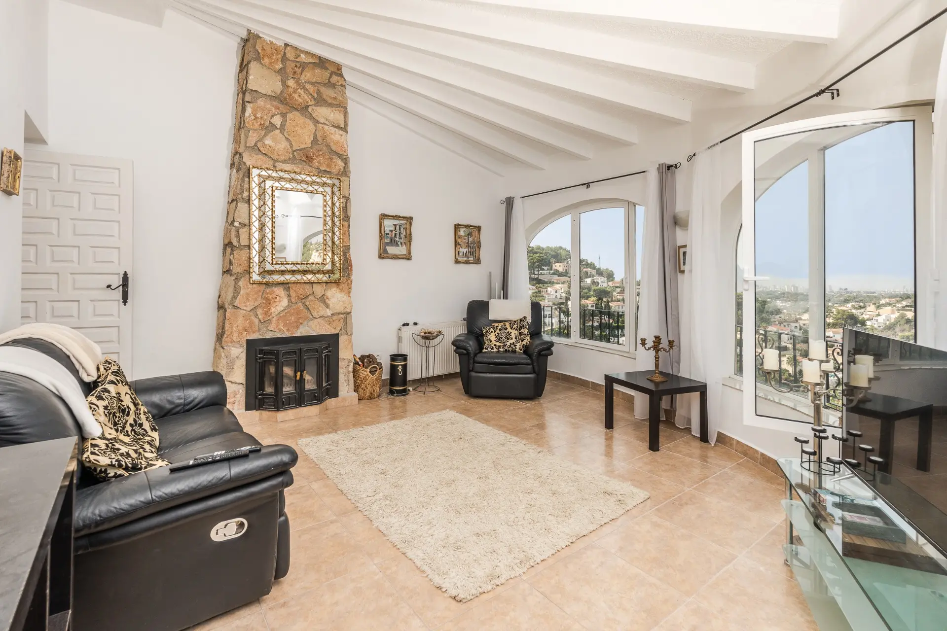 Sea views villa for sale near Moraira, 7 bedroom investment